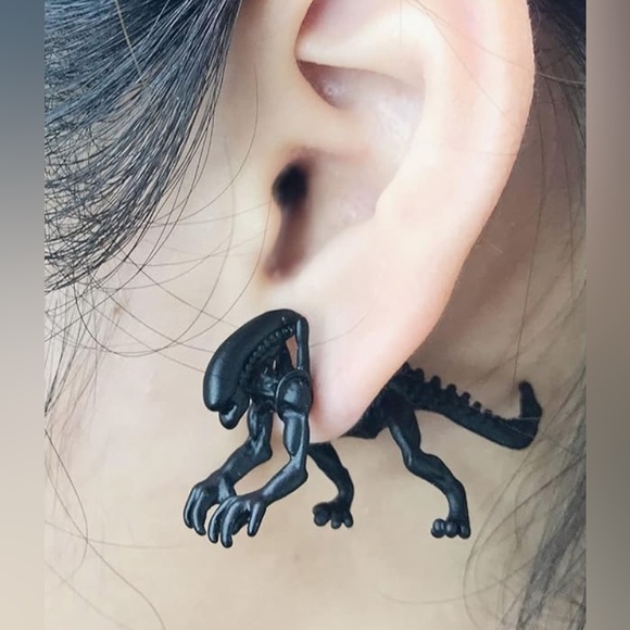 Jewelry | Black Alien Xenomorph Ear Cuff Earring Aliens | Poshmark